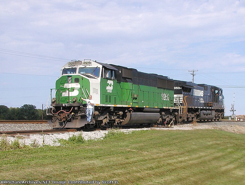 BNSF 9260